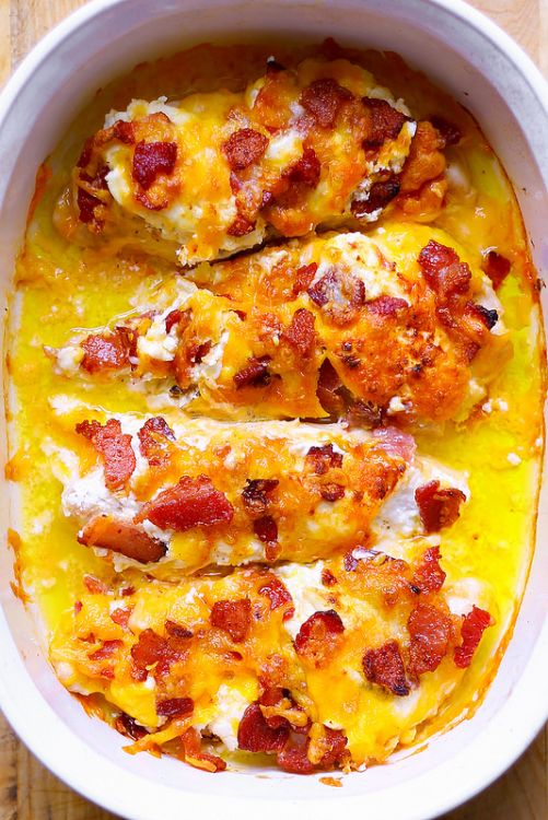 9 tasty chicken dishes that'll have your guests demanding seconds
