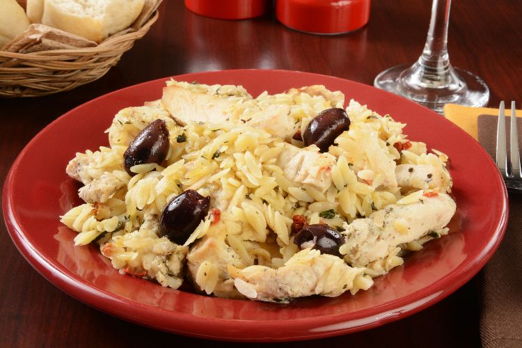 Watch raw orzo pasta become a creamy, pot-scraping-worthy dinner with ...